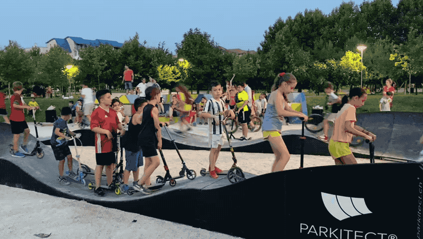 Modular Pumptrack Challenge Gives Event Organizers a Competitive Riding ...
